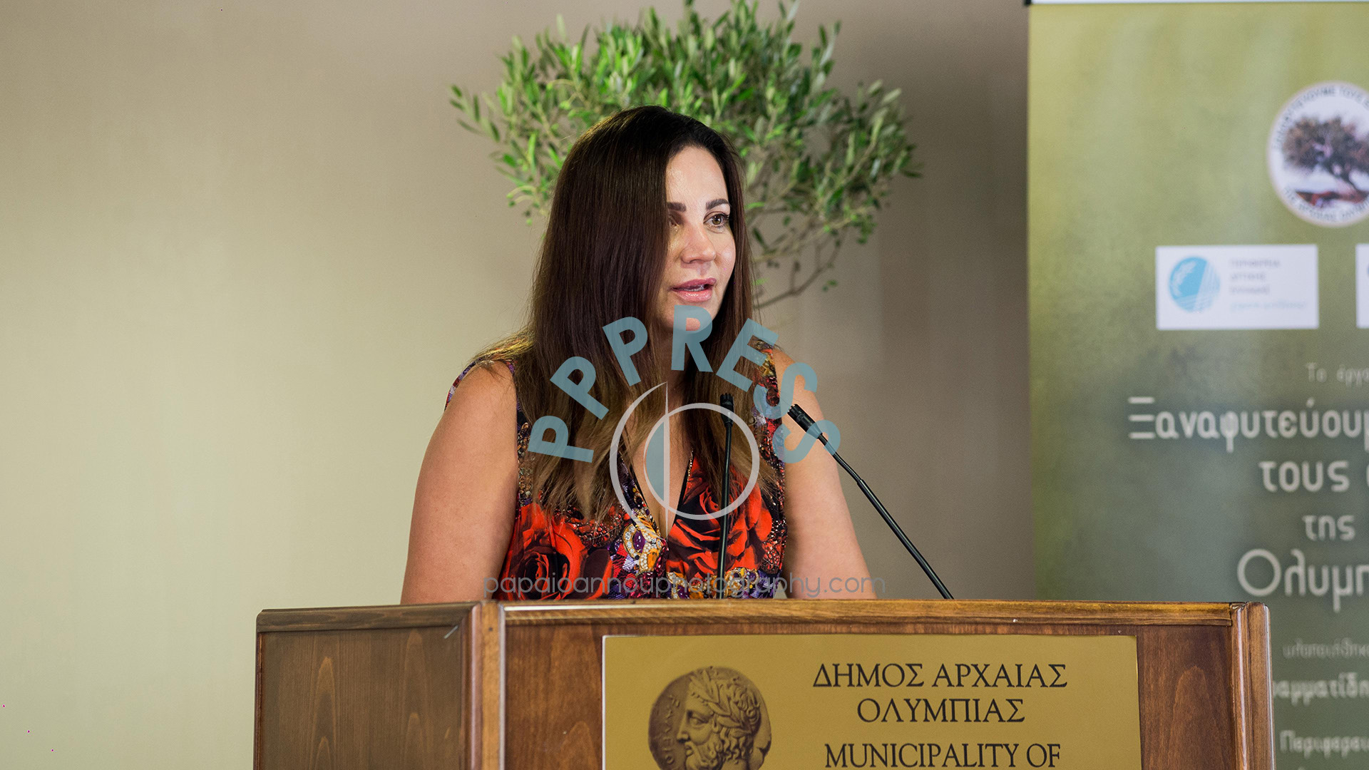 Ο Υπουργος Αναπτυξης και Επενδυσεων στην εκδηλωση «Ξαναφυτευουμε τους ...